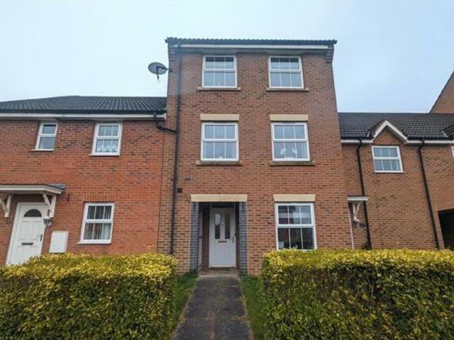 4 Bedroom Town House For Sale In Fernwood