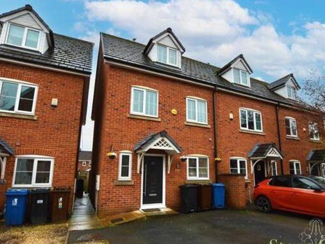 4 Bedroom Town House For Sale In Golborne