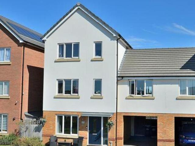 4 Bedroom Town House For Sale In Glebe Farm