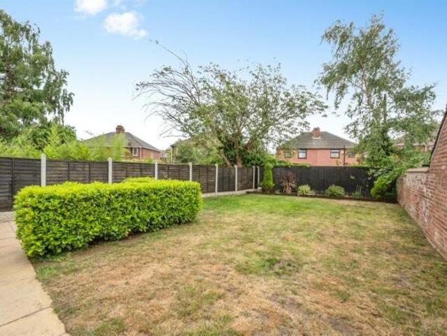 4 bedroom town house for sale in Hamilton Mews, Belle Vue, Doncaster, DN4
