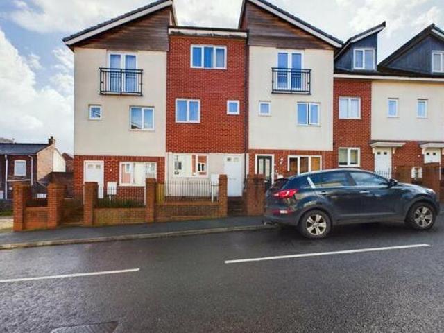 4 Bedroom Town House For Sale In Hanley