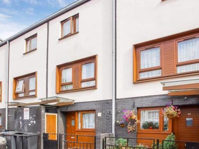 4 Bedroom Town House For Sale In Harlesden
