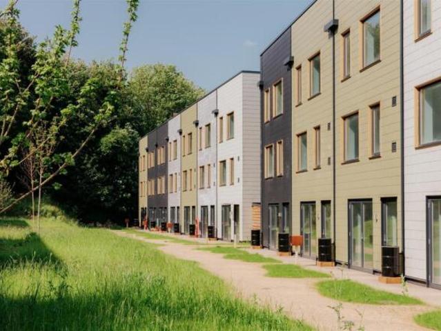 4 bedroom town house for sale in Hidden Gardens, Stãll, Kirkstall, LS5