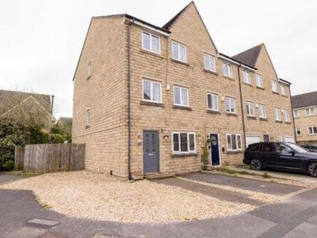 4 Bedroom Town House For Sale In Highburton