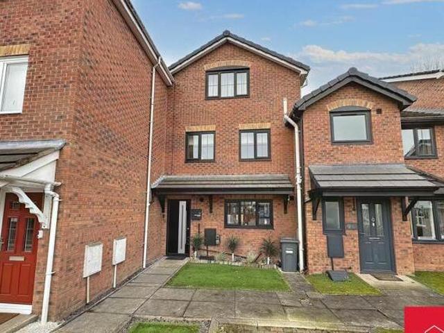 4 Bedroom Town House For Sale In Irlam