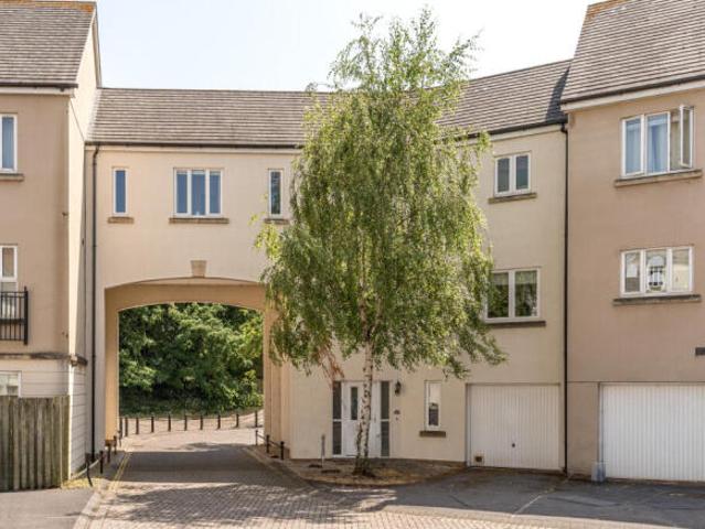 4 bedroom town house for sale in Jekyll Close, Stoke Park, Bristol, BS16