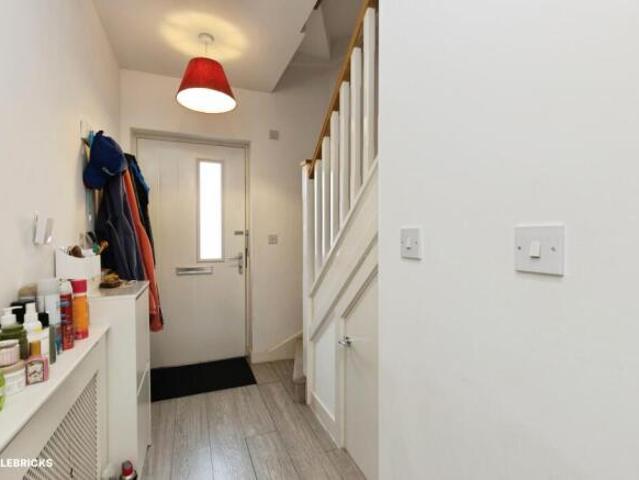 4 bedroom town house for sale in Kiln Close, Gloucester, GL1