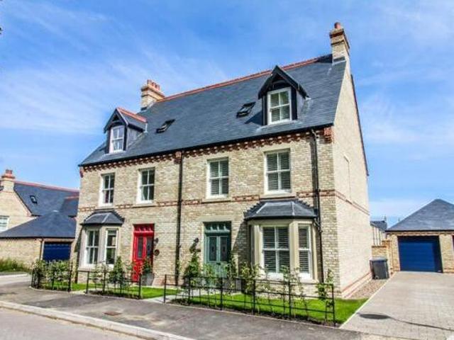 4 Bedroom Town House For Sale In Lambton Park