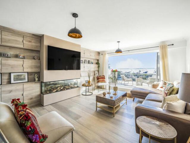 4 bedroom town house for sale in Lake Avenue, Poole, BH15
