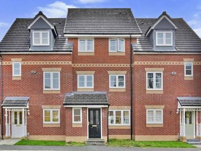 4 bedroom town house for sale in Lawnhurst Avenue Wythenshawe Manchester Greater Manchester M23