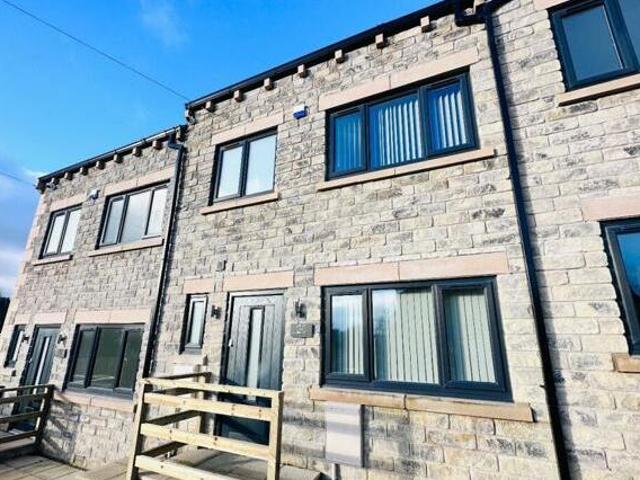 4 Bedroom Town House For Sale In Longwood