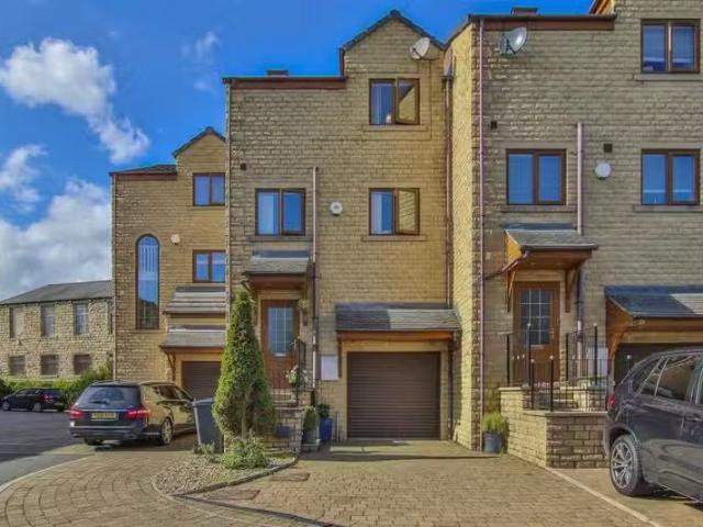 4 bedroom town house for sale in Lower Clough Fold, Barrowford.