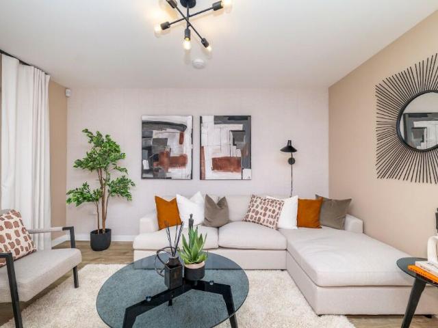 4 bedroom town house for sale in Meadowfield Road North, Edinburgh, EH12 0DQ, EH12