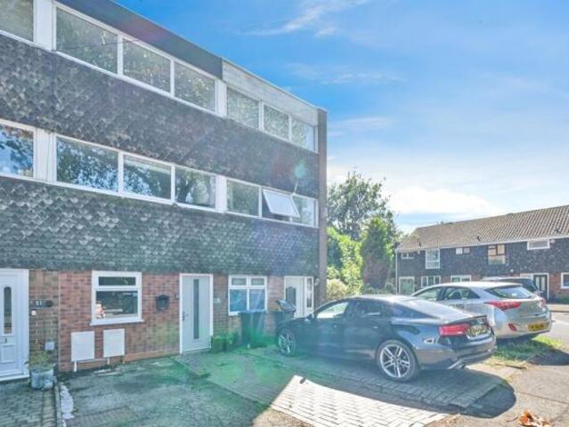 4 bedroom town house for sale in Meadowside Close, Great Barr, Birmingham, B43