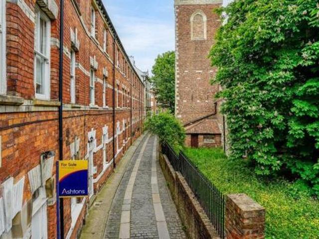 4 Bedroom Town House For Sale In Micklegate