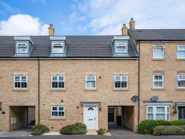 4 bedroom town house for sale in Mitchcroft Road Longstanton CB24