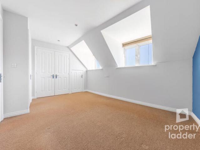 4 bedroom town house for sale in Mountbatten Drive, Sprowston, Norfolk, NR6