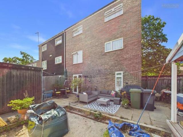 4 bedroom town house for sale in Oxclose, Bretton, Peterborough, PE3