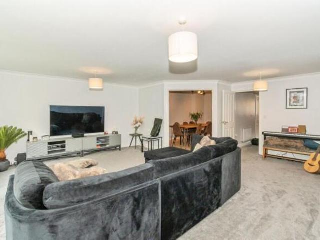 4 bedroom town house for sale in Pennyfield Close, Leeds, LS6