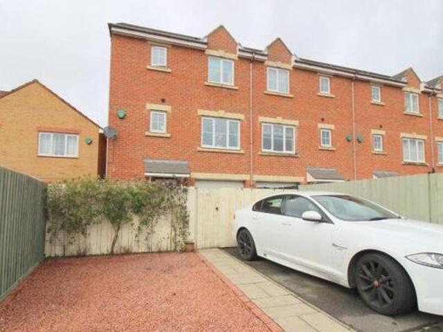 4 Bedroom Town House For Sale In Pelton Fell