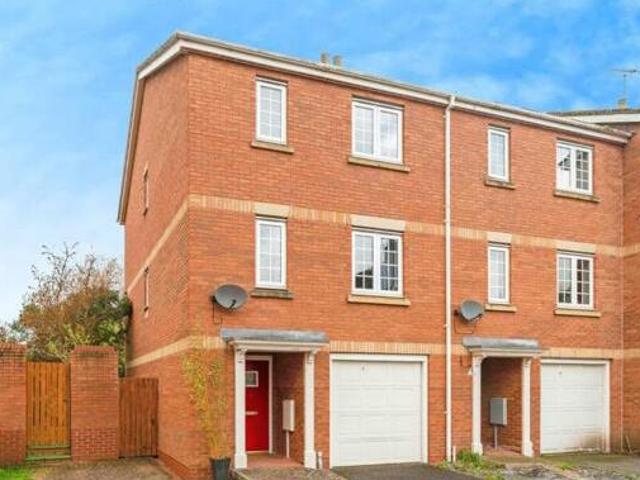 4 Bedroom Town House For Sale In Pocklington