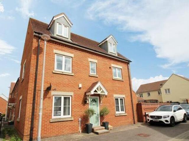 4 Bedroom Town House For Sale In Portishead, Bristol