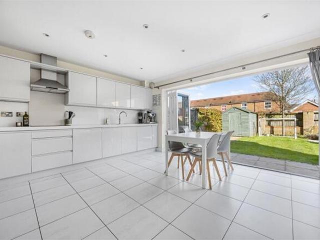 4 bedroom semi detached house for sale in Reservoir Crescent, Reading RG1