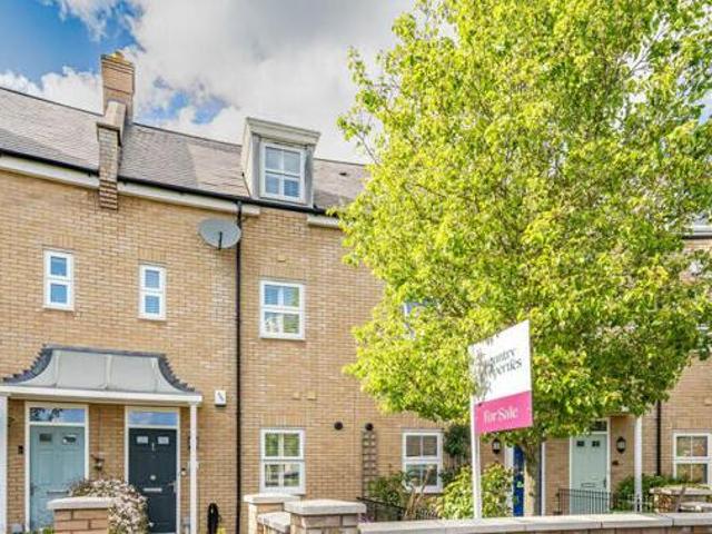4 Bedroom Town House For Sale In Shefford