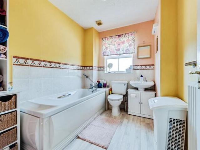 4 bedroom town house for sale in St. Austell Way, Swindon, SN2