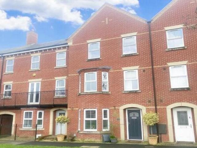 4 Bedroom Town House For Sale In St. Crispin