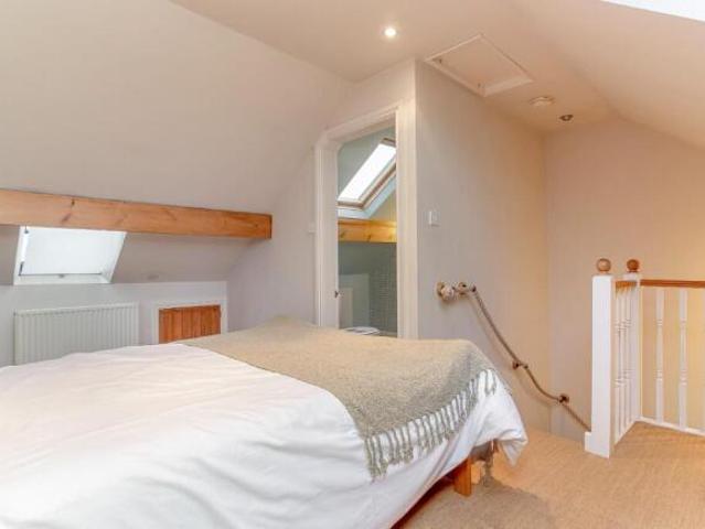 4 bedroom town house for sale in Stonefall Avenue, Harrogate, HG2