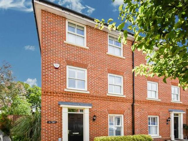4 Bedroom Town House For Sale In Stanway