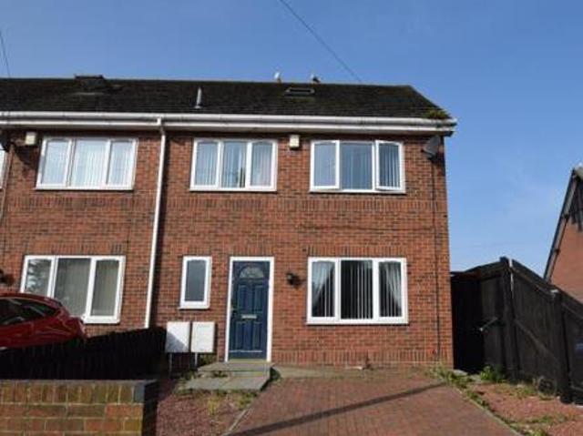 4 Bedroom Town House For Sale In Sunderland, Tyne And Wear