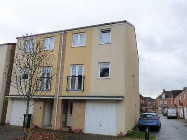 4 bedroom town house for sale in Syms Avenue Frampton Cotterell BS36