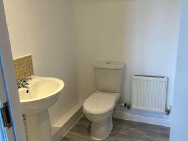 4 bedroom town house for rent in 11 Corn Mill Drive, Bolton, Greater Manchester, BL4 9EN, BL4