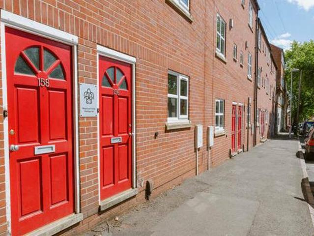 4 bedroom town house for rent in 152 North Sherwood Street NOTTINGHAM NG1 4EF NG1