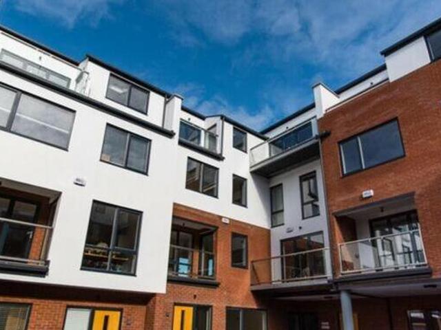 4 Bedroom Town House For Rent In Tenby Street North