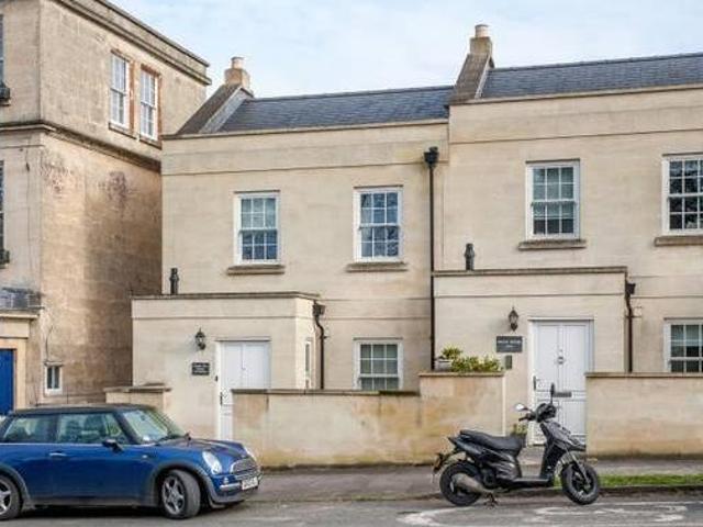 4 bedroom town house for rent in Wellsway Bath BA2