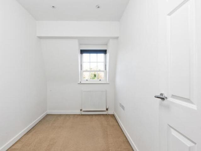 4 bedroom town house for rent in Wellsway, Bath, BA2