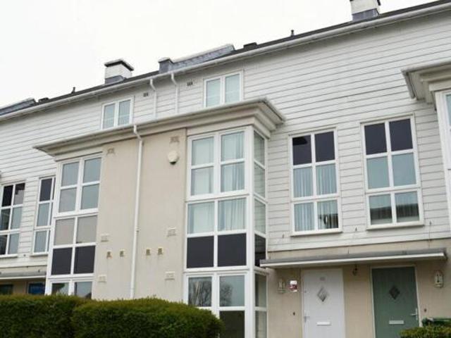 4 Bedroom Town House For Rent In West Ewell