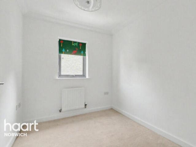 4 bedroom town house for rent in Bertram Way, Norwich, NR1