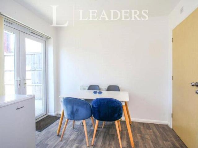 4 bedroom town house for rent in Brentleigh Way, Stoke on Trent, Staffordshire, ST1
