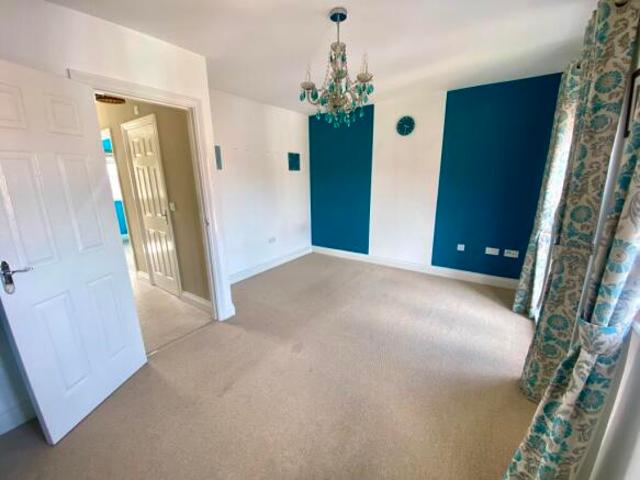 4 bedroom town house for rent in Dukesfield, Shiremoor, NE27