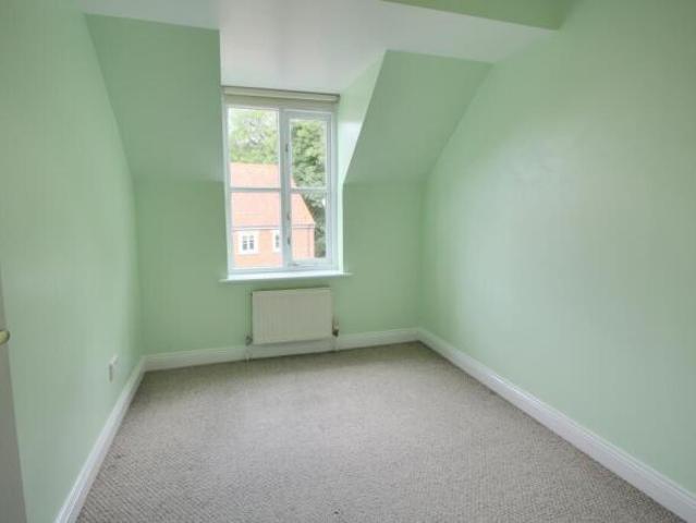 4 bedroom town house for rent in Earnshaw Court, Norwich, NR7