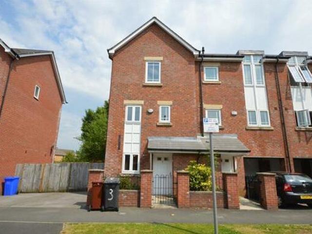 4 Bedroom Town House For Rent In Hulme