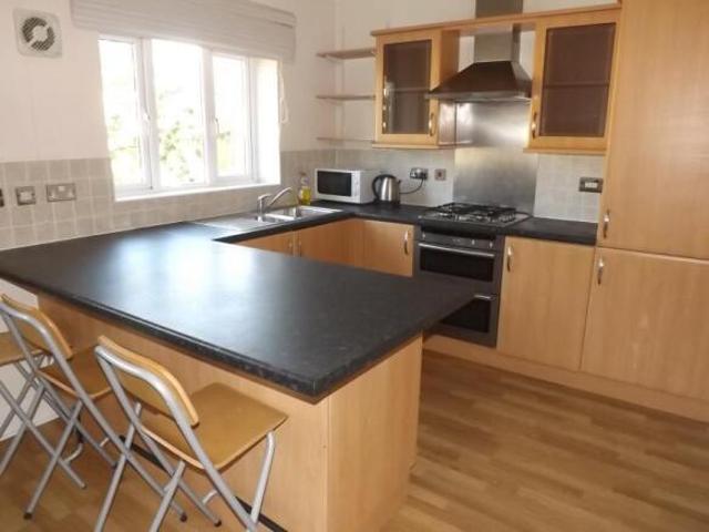 4 bedroom town house for rent in Jekyll Close Stoke Park, BS16