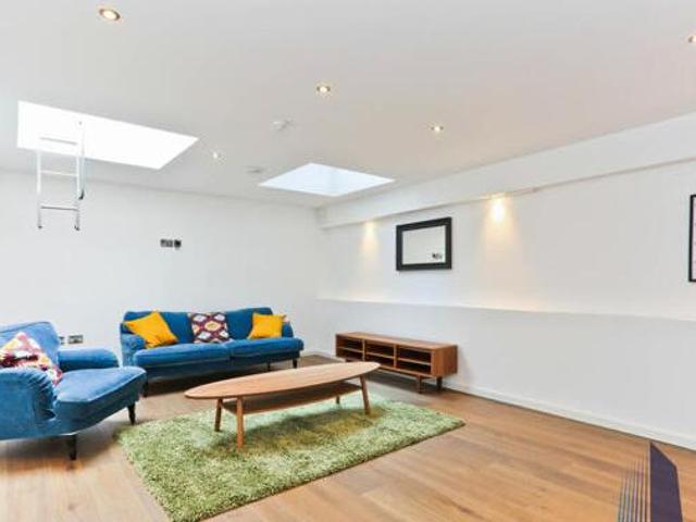 4 Bedroom Town House For Rent In London