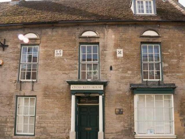 4 Bedroom Town House For Rent In Olney, Buckinghamshire