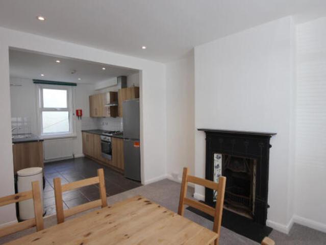 4 bedroom town house for rent in Over Street, BN1