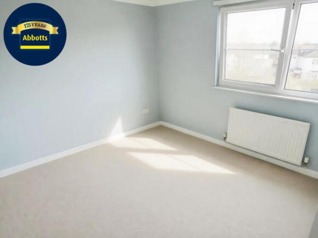 4 bedroom town house for rent in Parklands Drive, Chelmsford CM1